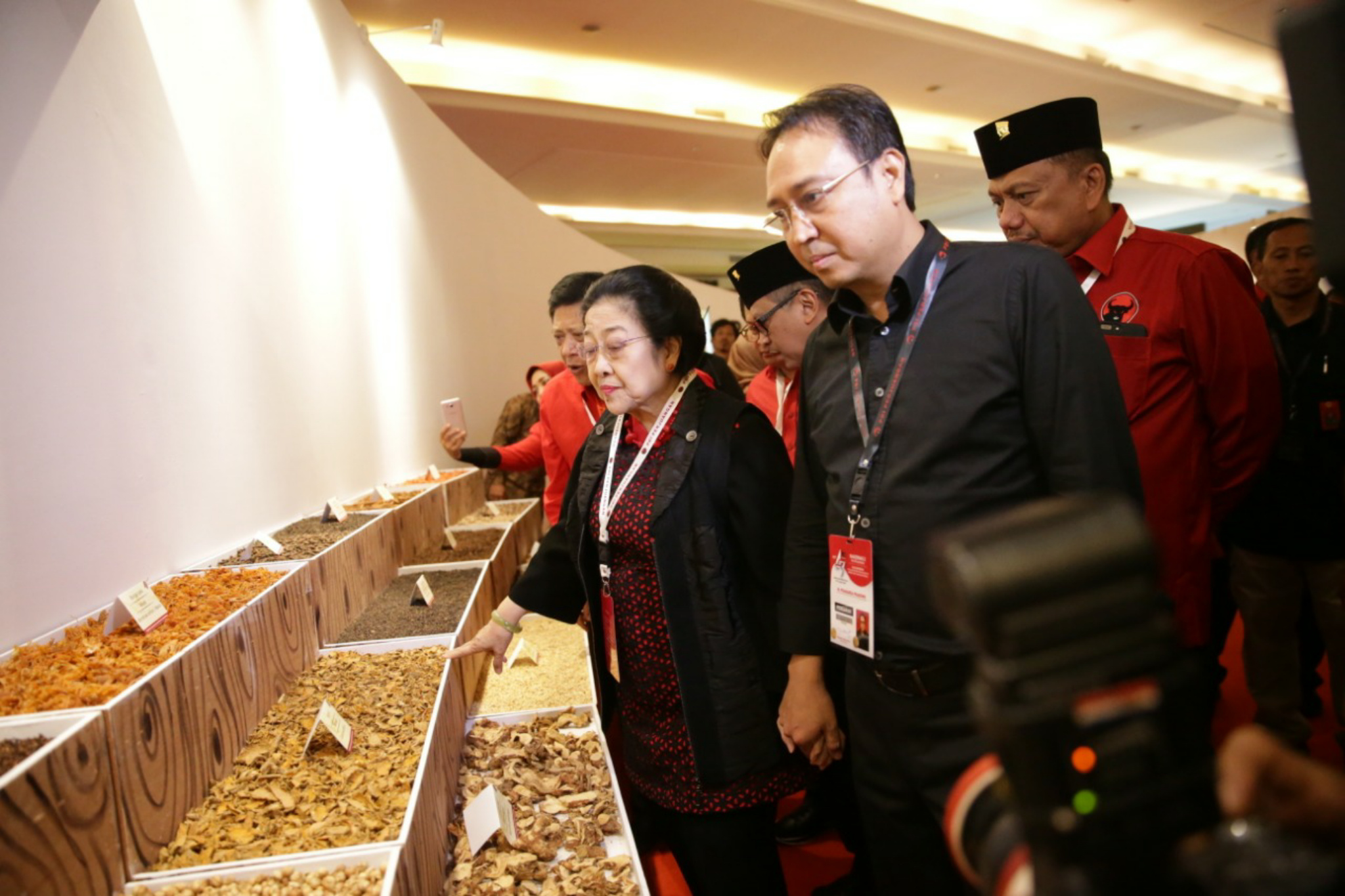 Prananda Prabowo Arahkan Rakernas I PDIP Wujudkan Indonesia Negara ...