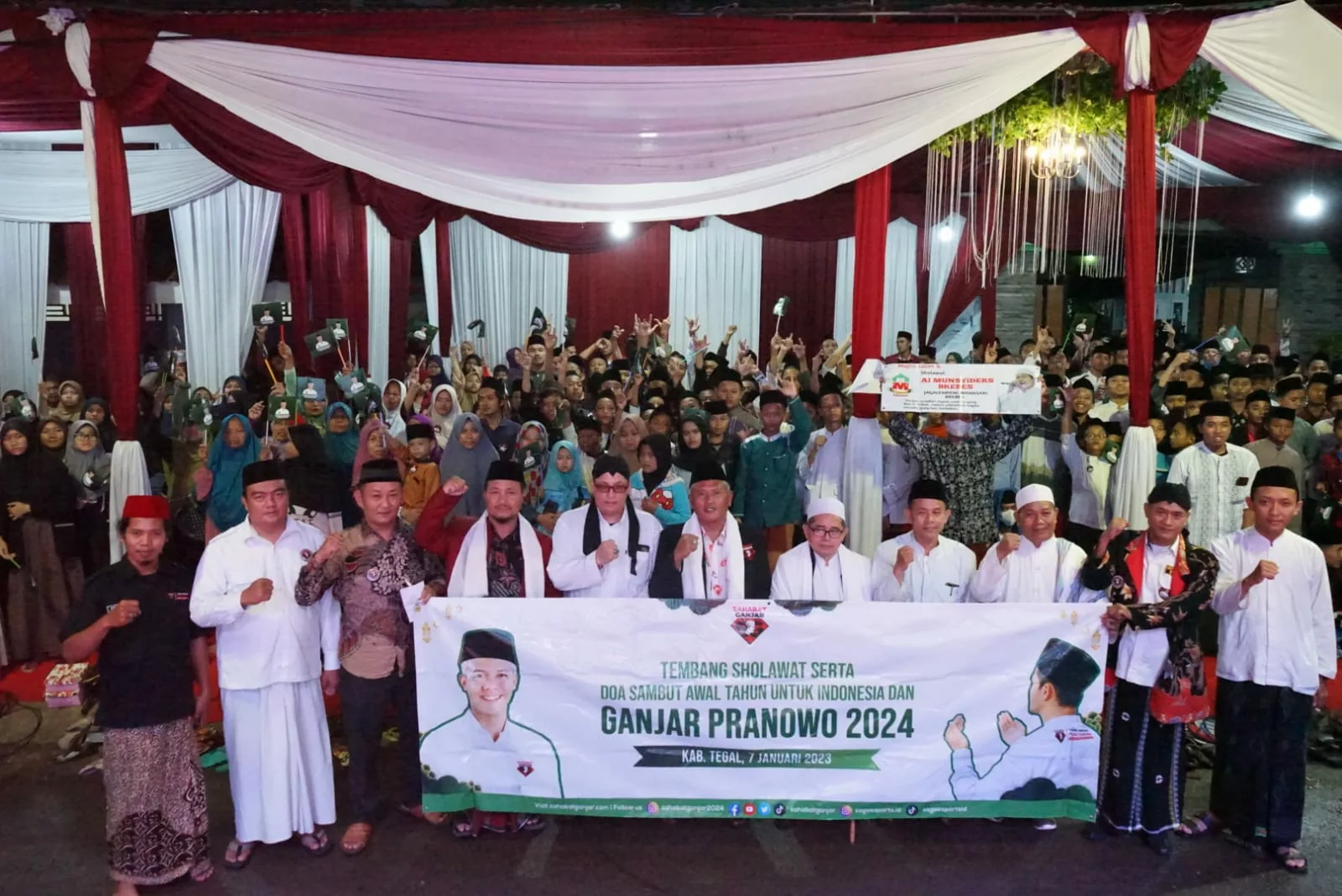 Saga Bersama Ulama dan Santri di Tegal Doakan Ganjar dan Indonesia - Aktual.com