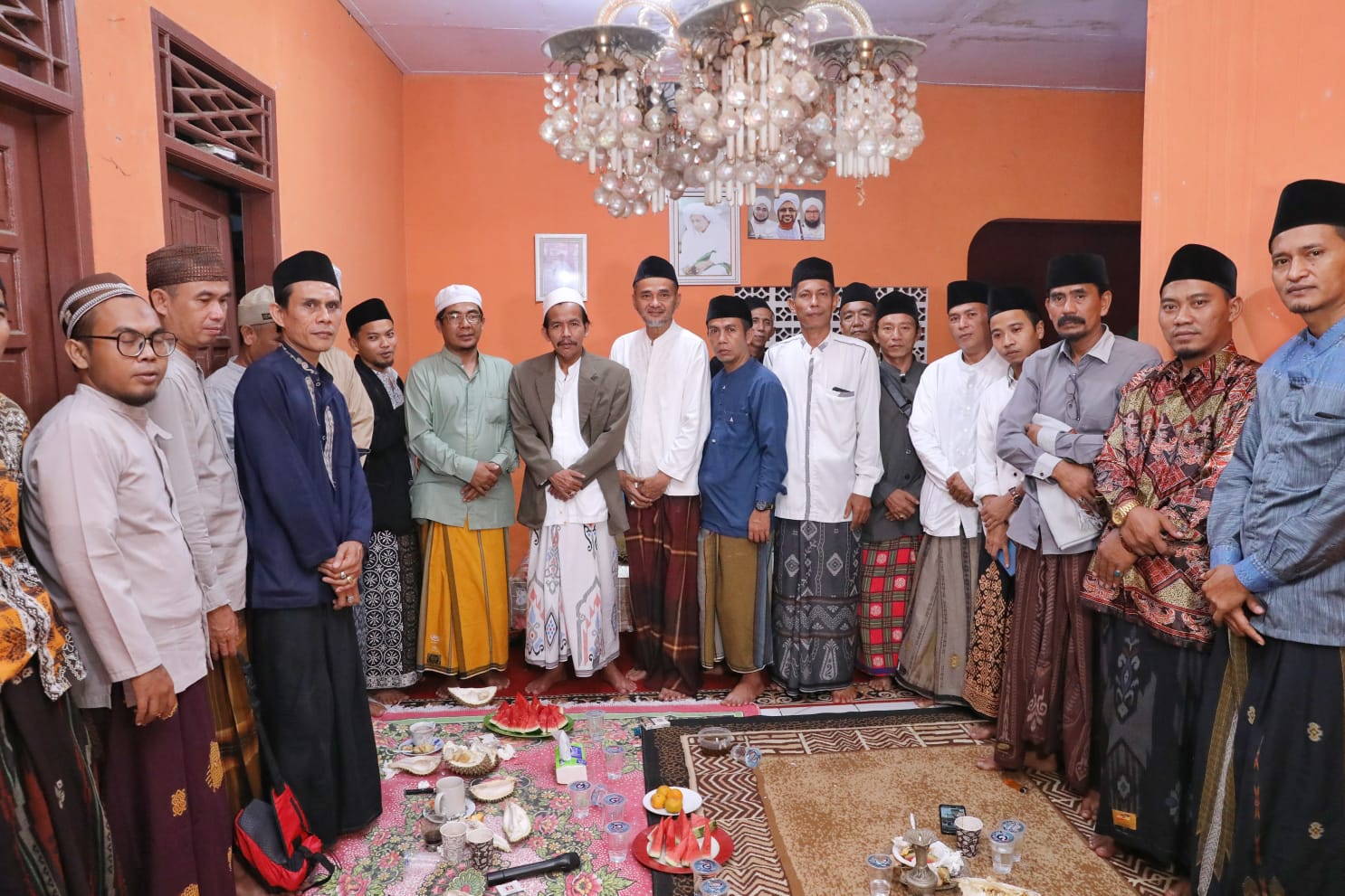 Des Ganjar Mohon Doa ke Pimpinan Ponpes dalam Pengajian Alumni Malnu ...