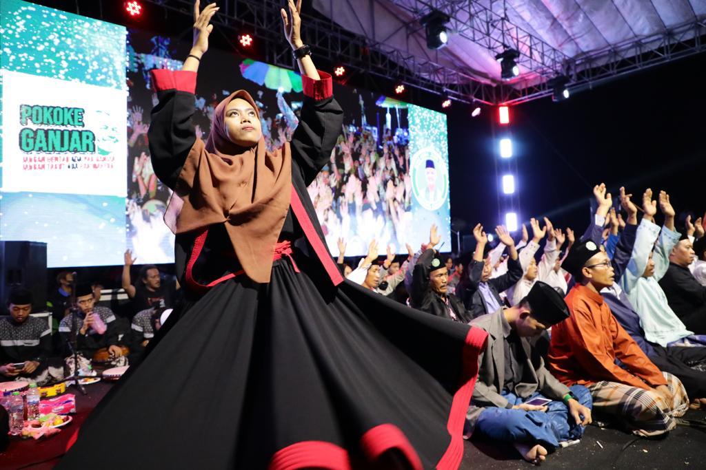 Selawat Kebangsaan Kiai Muda Ganjar Tuai Respons Positif Ribuan Warga Jatim - Aktual.com