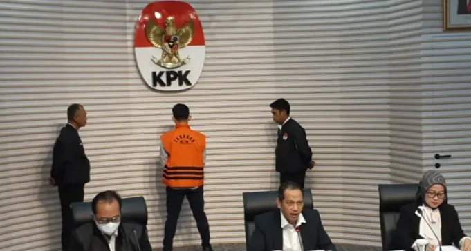 KPK Tangkap Tersangka Kasus Korupsi Proyek Jalur Kereta Api - Aktual.com