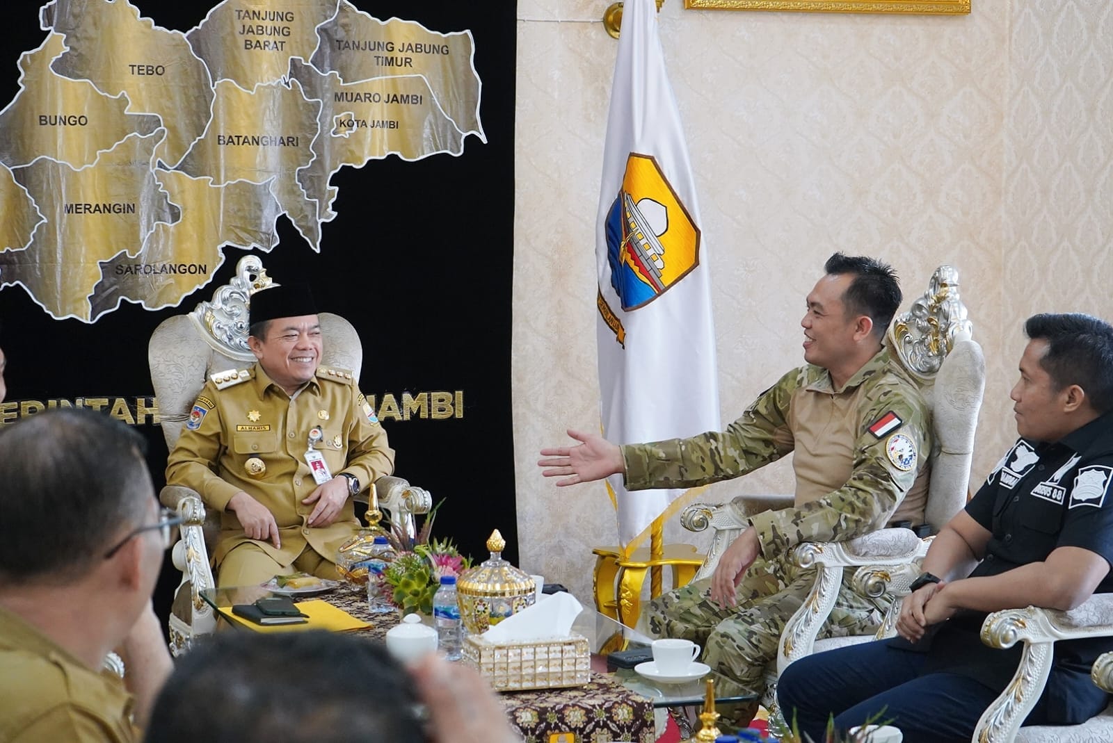 Gubernur Al Haris Terima Penghargaan Densus 88 Beri Dukungan Pencegahan ...