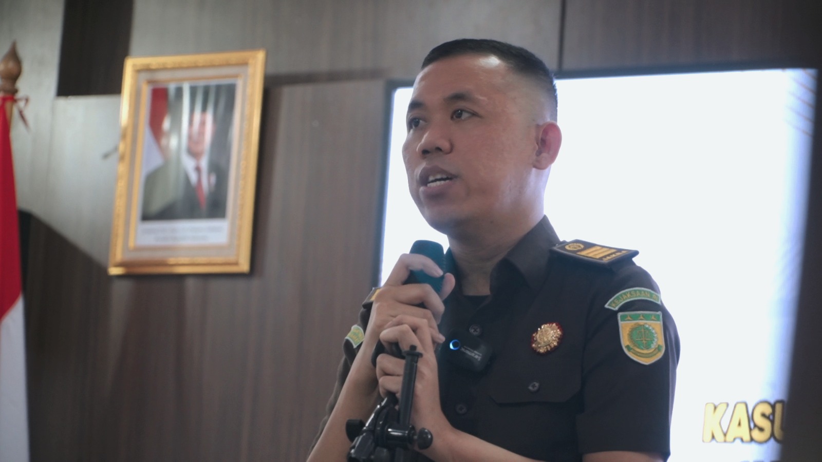 Jaksa Alfa Dera Resmi Tinggalkan Kejari Depok, Kini Jabat Kasi Intelijen Kejari Lampung Tengah ...